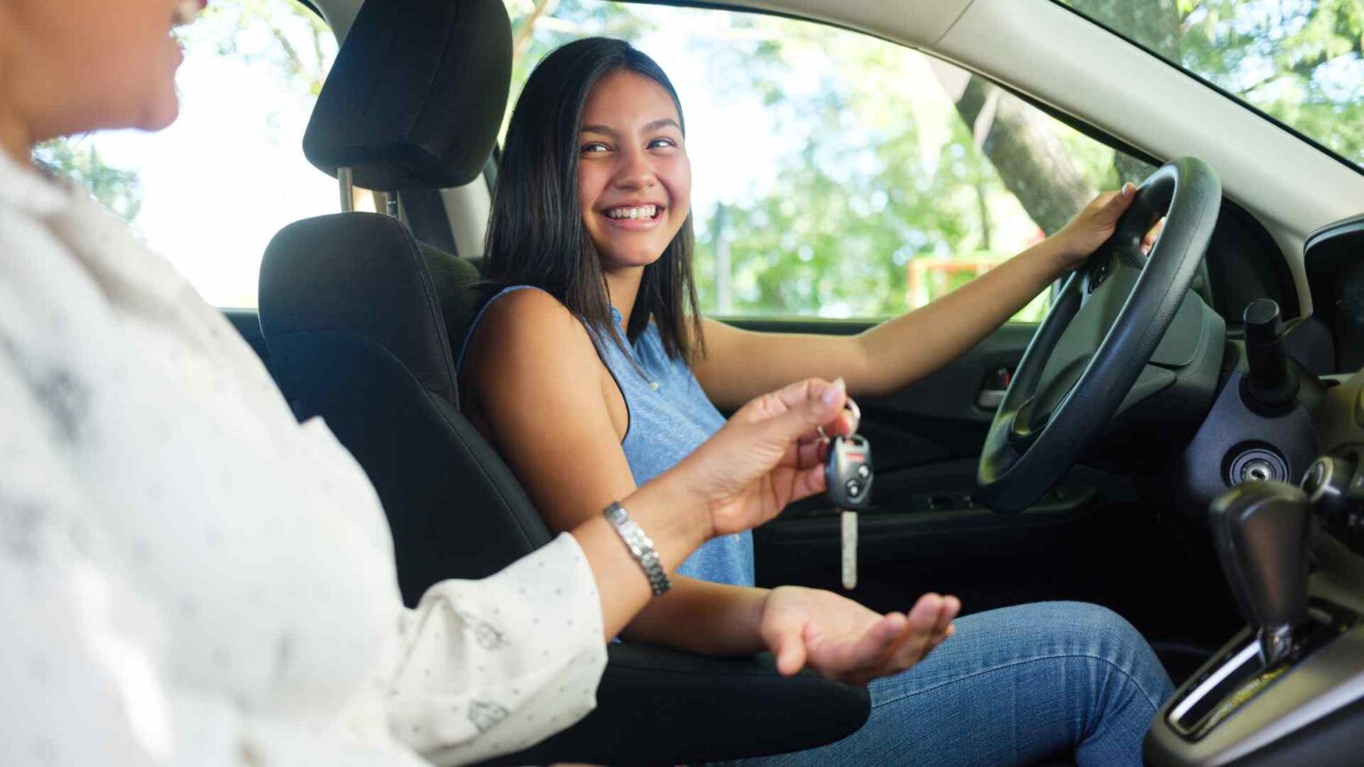 10 Best First Cars for Teenagers in Canada for 2025 – YST Auto Sales Blog